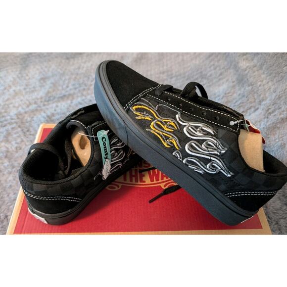 Vans | Shoes | Vans Comfycush Old Skool Ignition Black Flame Fire Skate ...